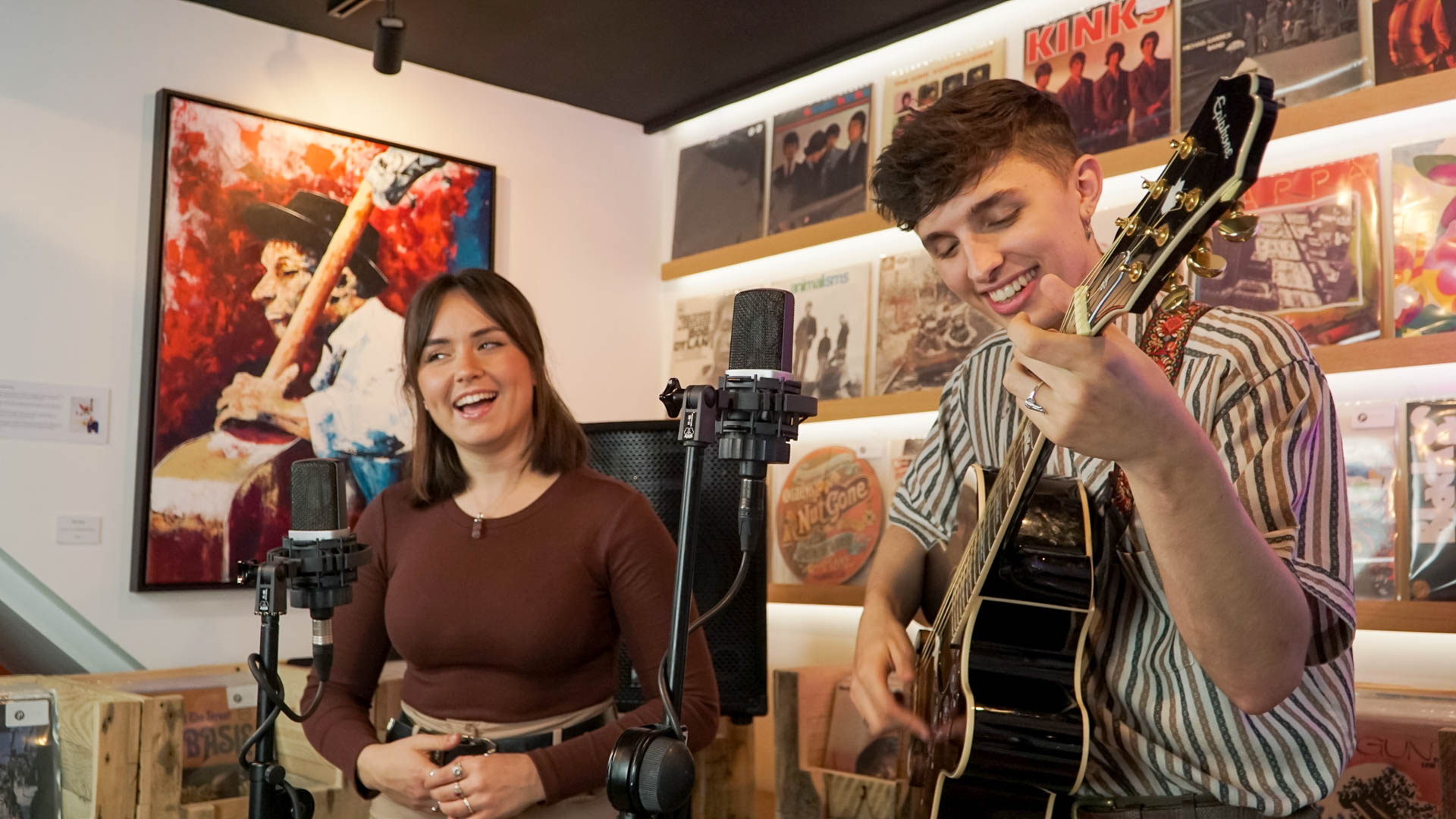 Dan & Izzy Acoustic Duo from Leicester - DG Music