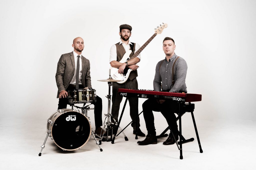 The Downbeat - Midlands Pop and Rock Band - DG Music